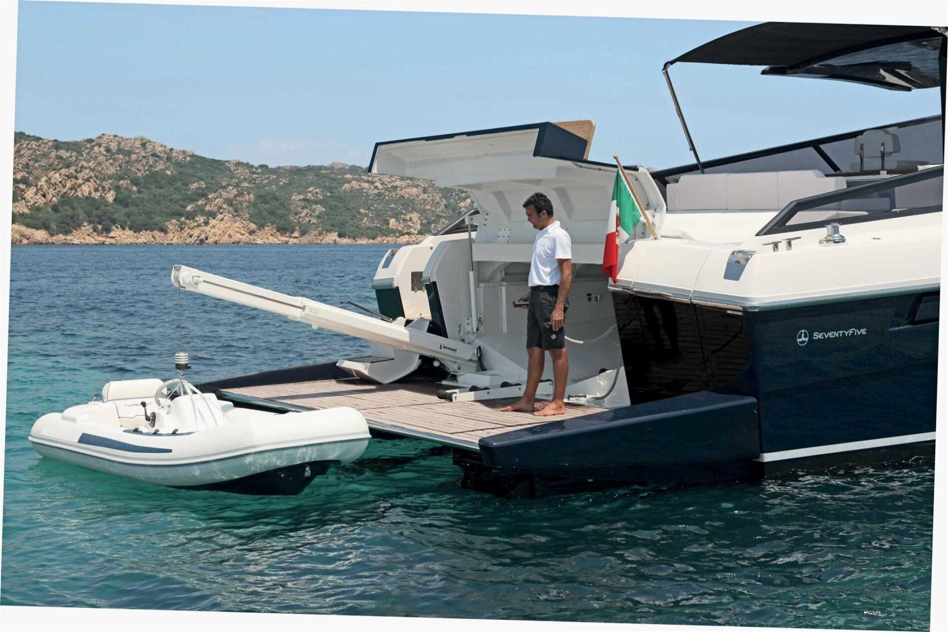 Itama 75 – MennYacht – Your Yachting Partner
