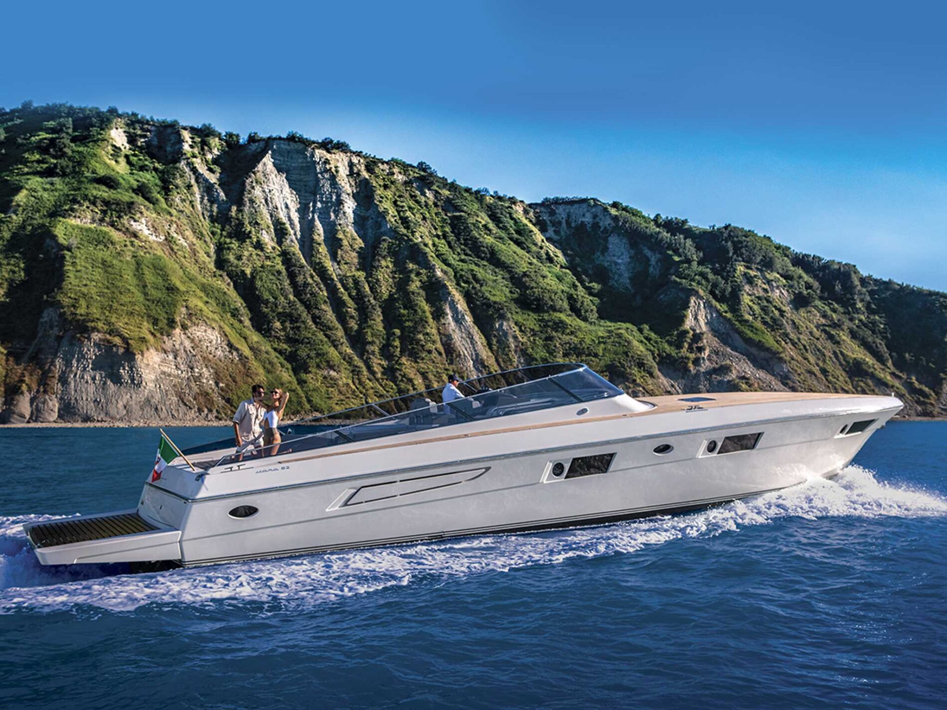 Itama 62RS – MennYacht – Your Yachting Partner
