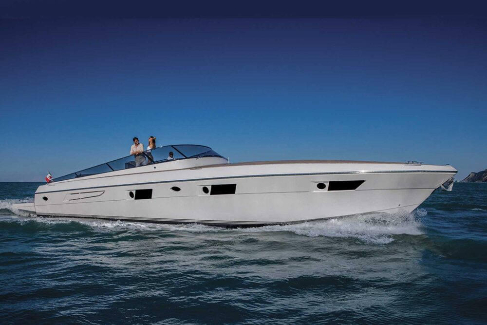 Itama 62RS – MennYacht – Your Yachting Partner