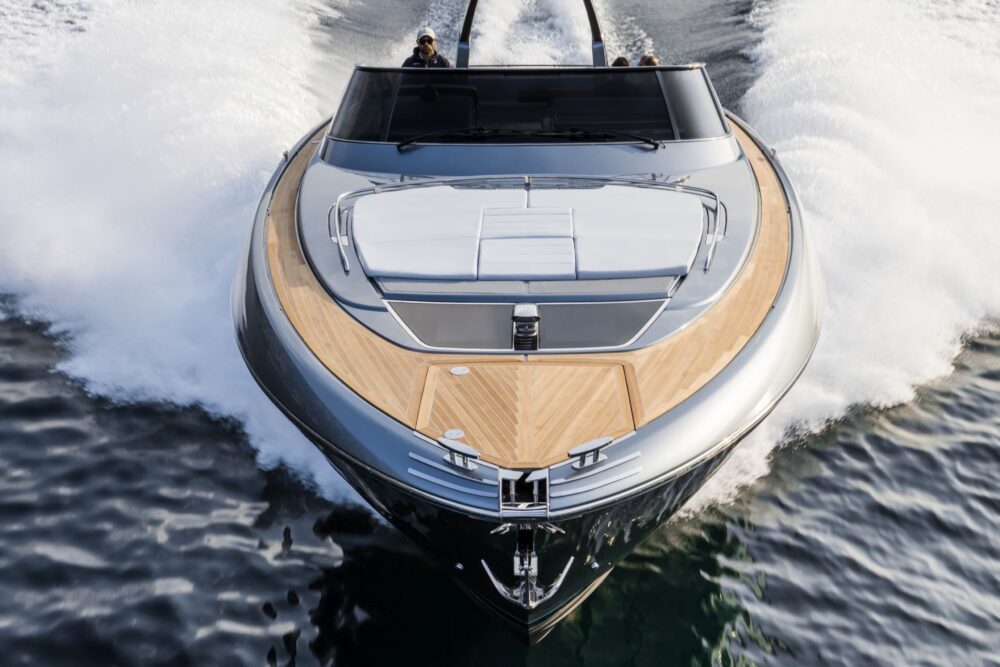 Riva 56′ Rivale – MennYacht – Your Yachting Partner