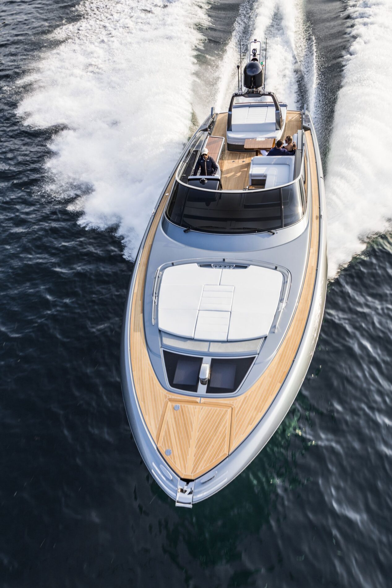 Riva 56′ Rivale – MennYacht – Your Yachting Partner