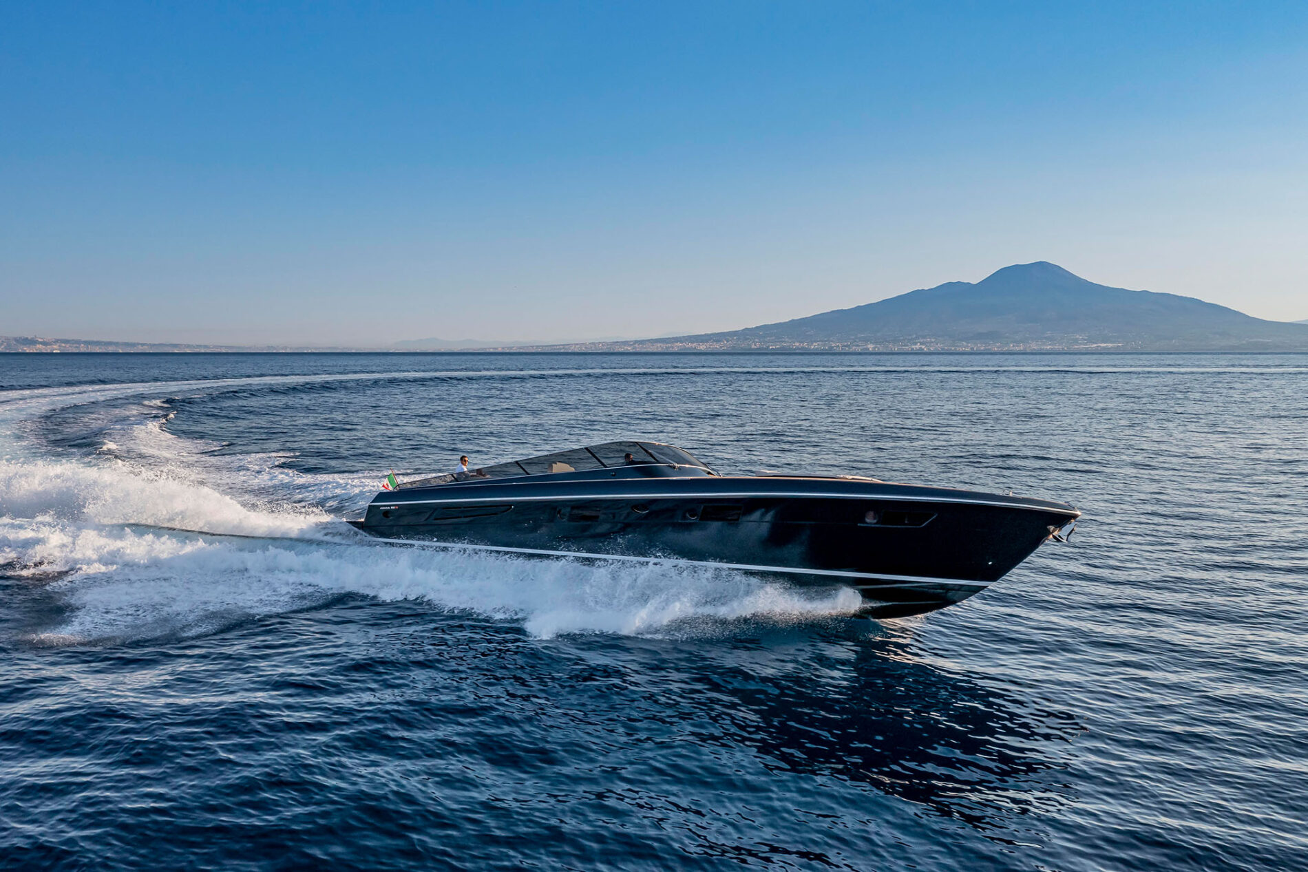 Itama 62RS: the shape of freedom. – MennYacht – Your Yachting Partner