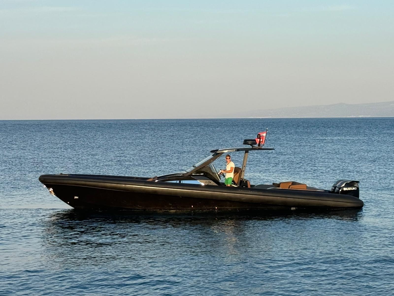 Technohull Explorer 40 “Panthera” – MennYacht – Your Yachting Partner